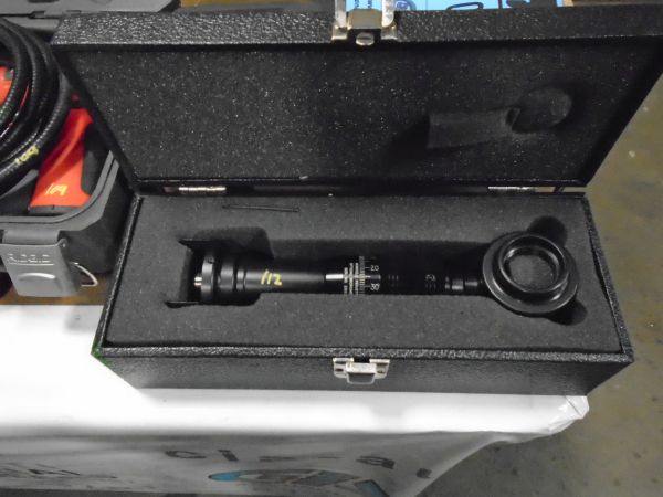 MONOCLE INDUSTRIES MODEL 966A OPTICAL MICROMETER