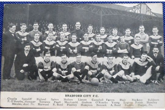 Postcard, Football, Bradford City FC, postcard showing squad players ...