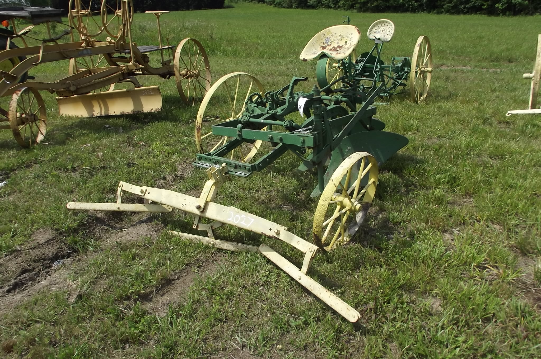 Antique John Deere 2-row Plow 3 horse drawn Team