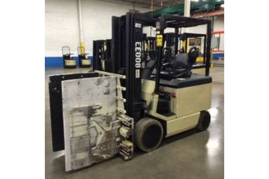 CROWN 36V/48V ELECTRIC FORKLIFT, 4,500 LB. CAP., 3-STAGE MAST ...