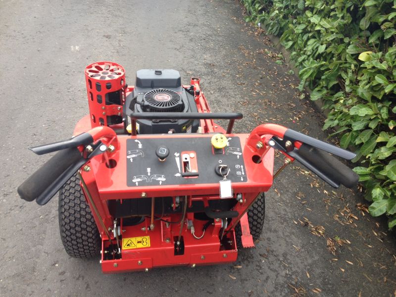 * 2009 SNAPPER PRO 36 INCH WALK BEHIND COMMERCIAL MOWER, HYDRO DRIVE ...