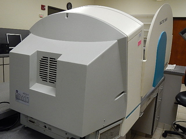 BD BACTEC 9050 BLOOD CULTURE SYSTEM, MODEL #9050, SRL# NB-8271, CAT #445800