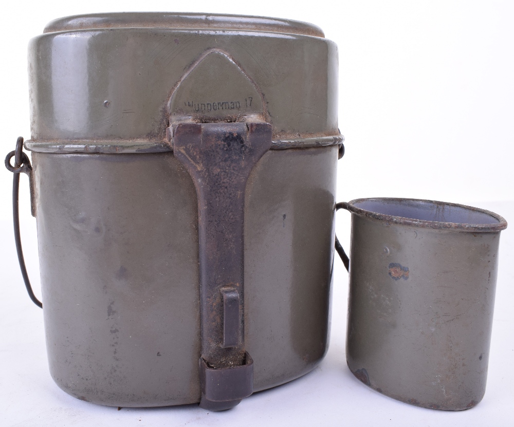 WW1 German Soldiers Mess Tin and Straps, excellent condition, field ...