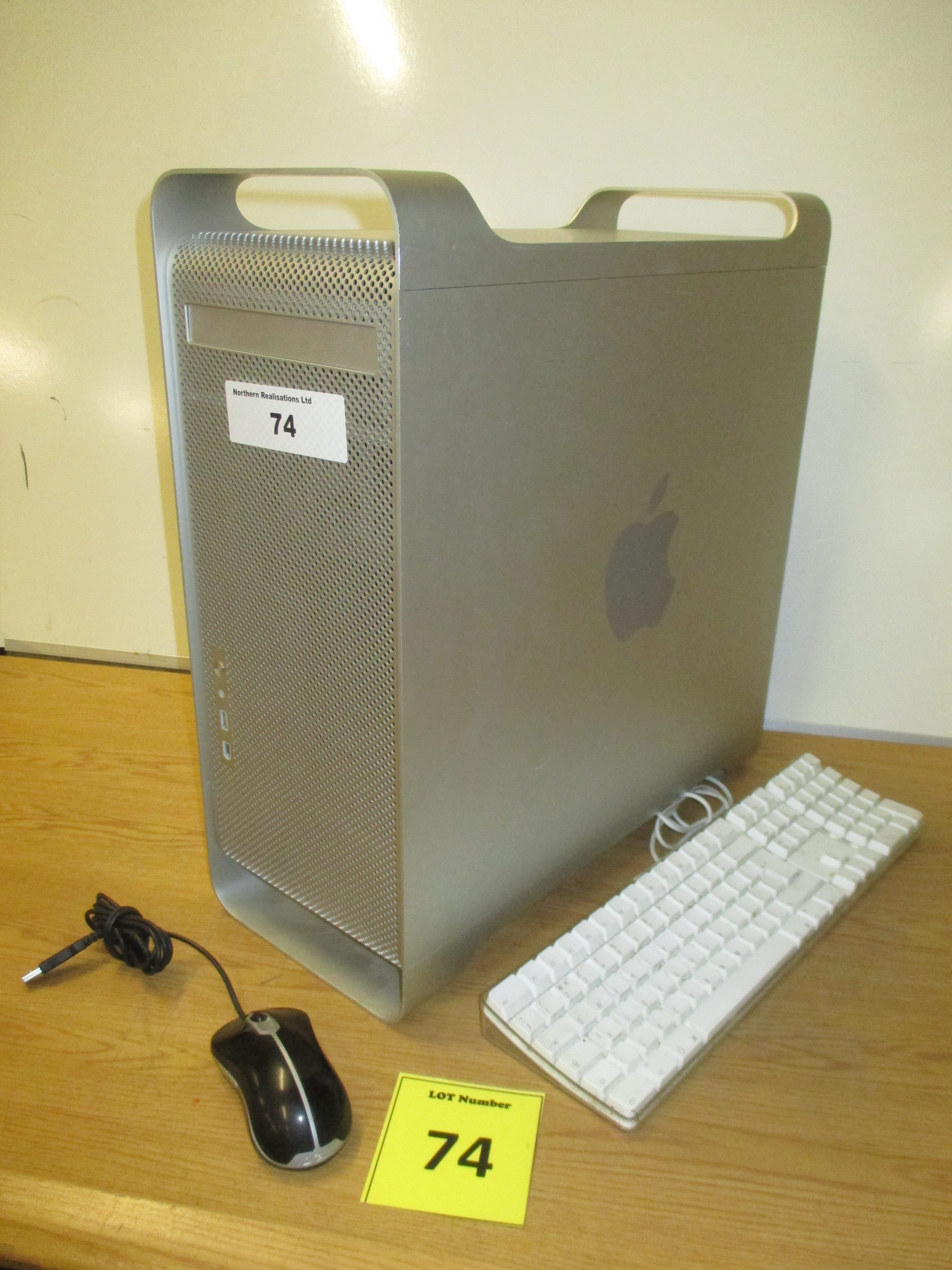 APPLE G5 TOWER. G5 1.8GHZ/1GBB/800GB/DVDRW/MAC OSX10.4 WITH APPLE ...