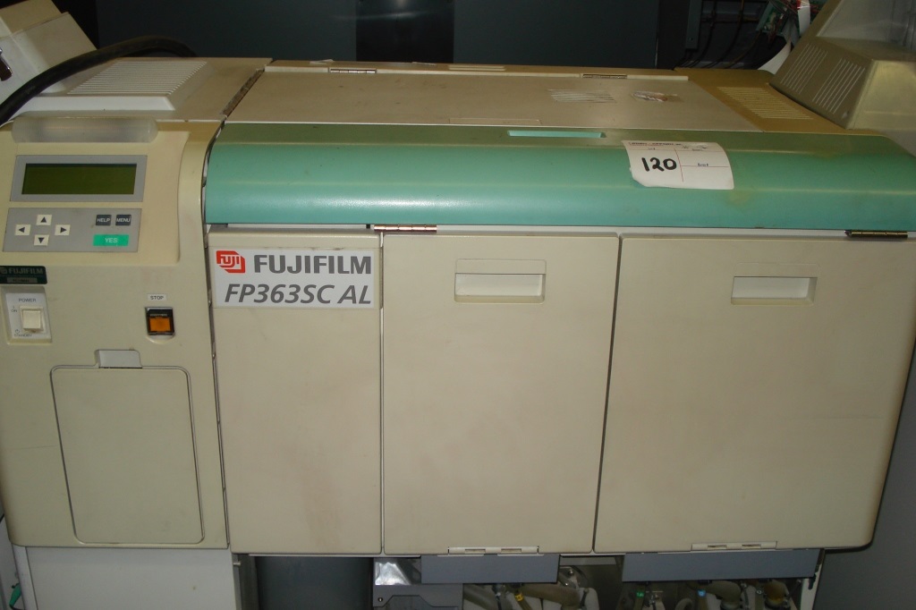 FUJIFILM FP363SC AL S/N 293C544 FILM PROCESSOR (RS275/7) Processes up ...