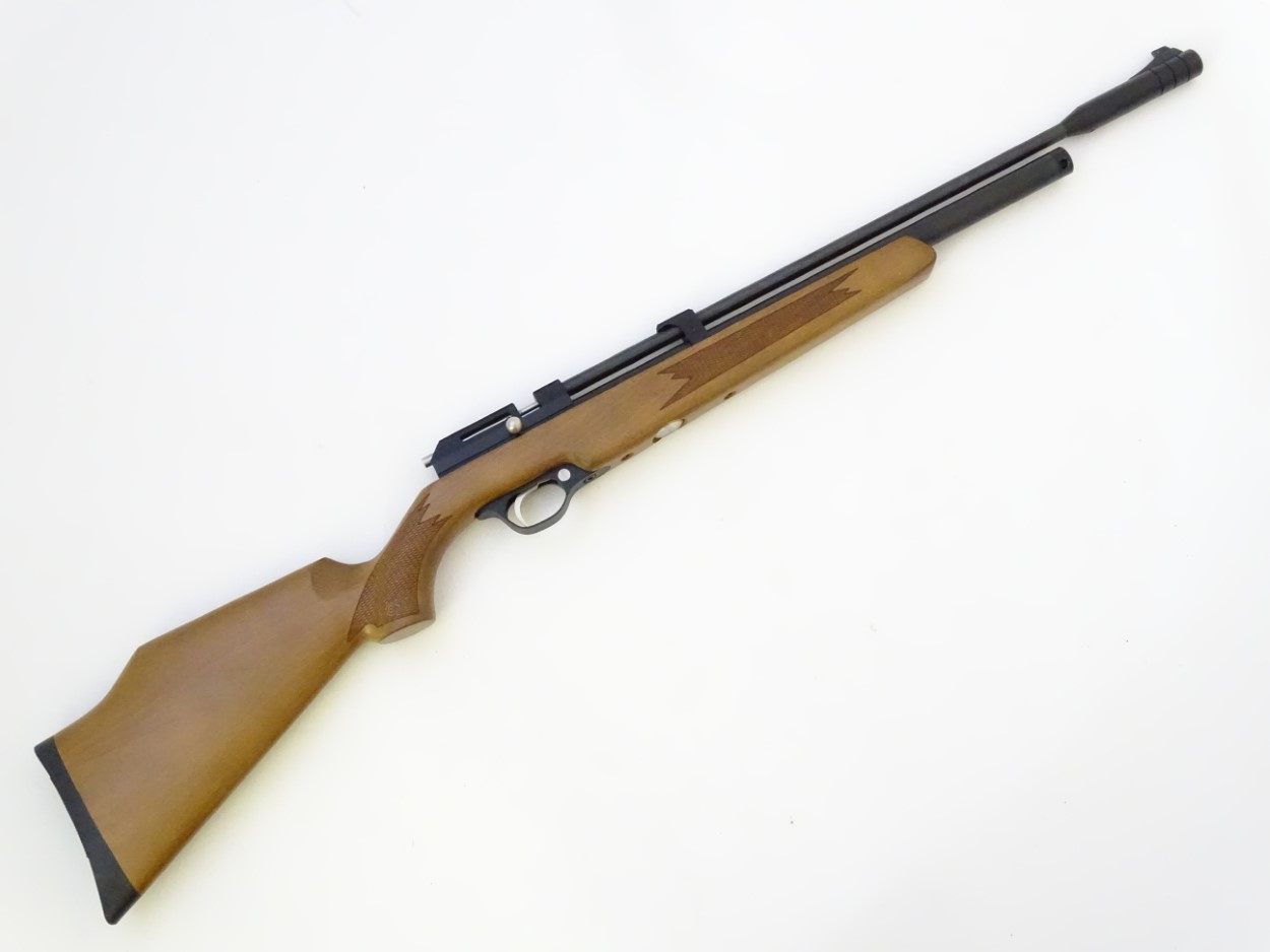 Airgun: A 'PR900 Victory' .177/4.5mm pre-charged pneumatic air rifle by ...