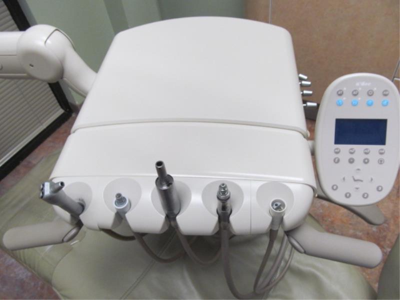 Dental Chair by Adec, Model: 511, SN: D646060 w/ Adec Delivery System w ...