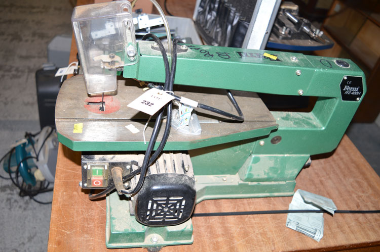 A Ferm FFZ-400N electric powered scroll saw.