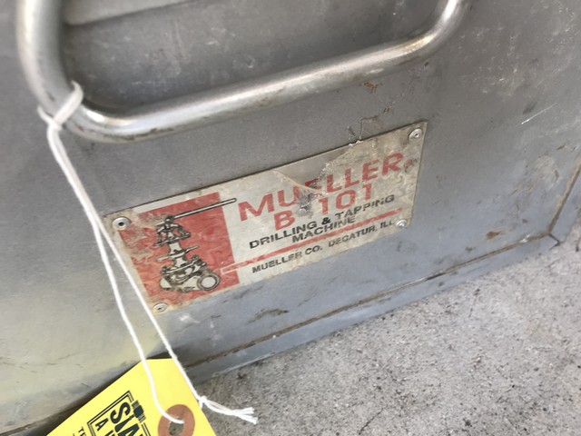 MUELLER B101 DRILLING & TAPPING MACHINE - 1 1/2'' KIT