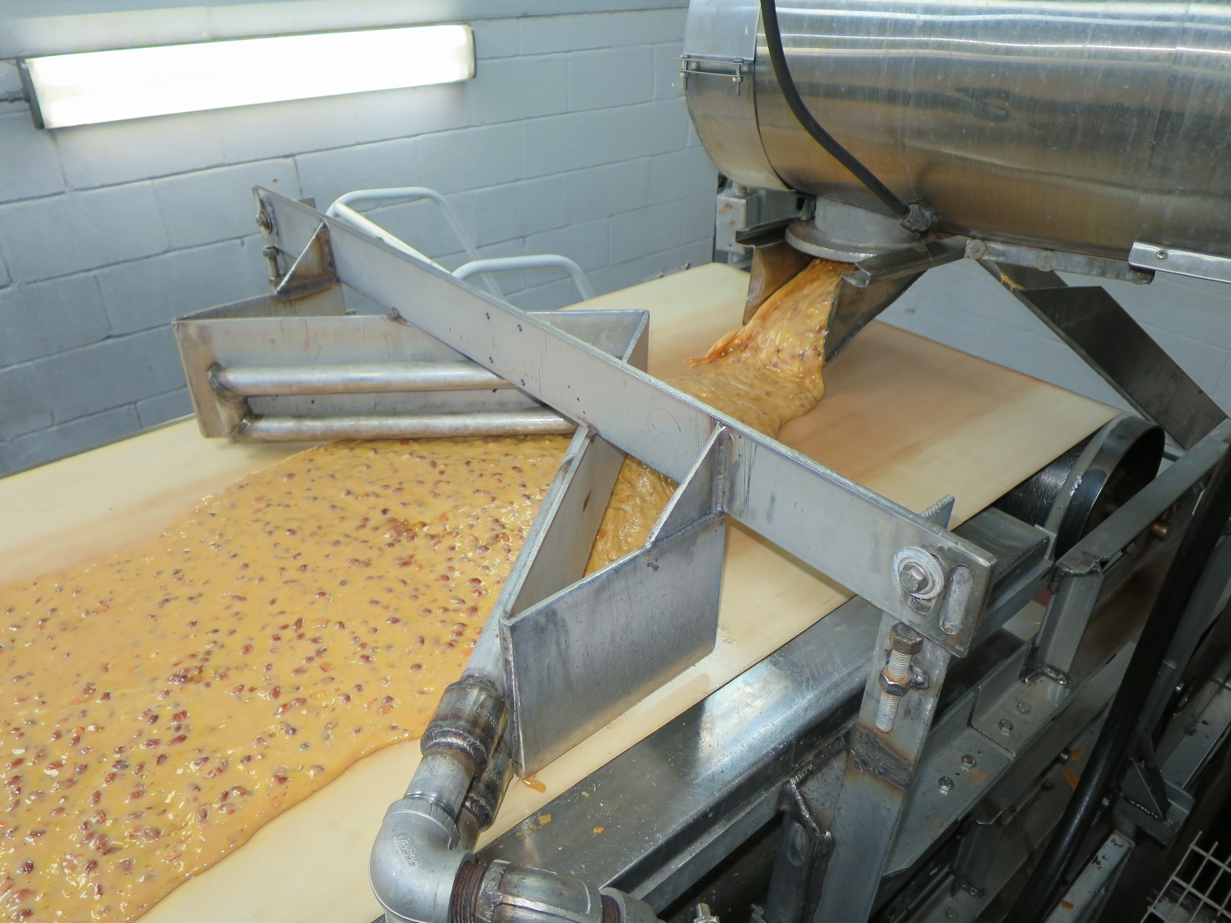 Spreader Belt, Custom mfg, double pass design with (2) 30" wide x 18 ...