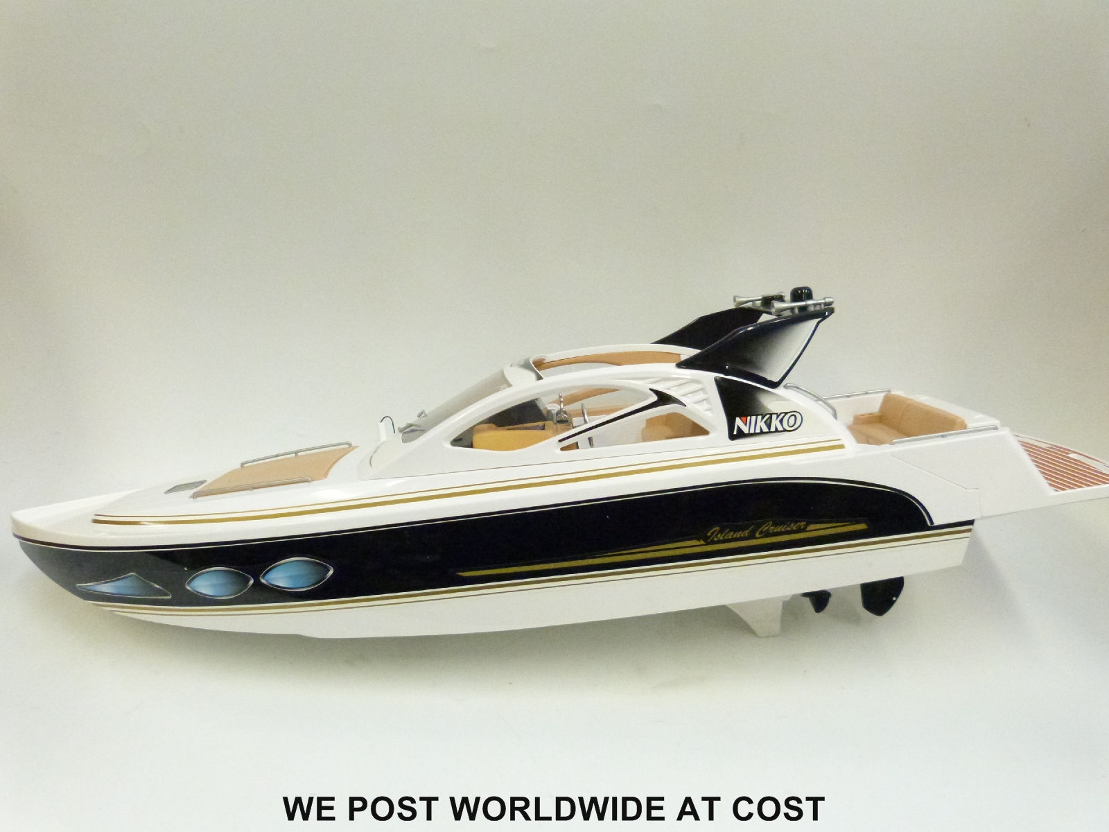 Nikko Radio Control Island Cruiser large scale remote controlled boat ...