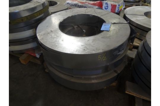 COILS 26 GAUGE X 5-1/2" GALVINIZED SKIDDED STEEL, APPROX. TOTAL WEIGHT ...