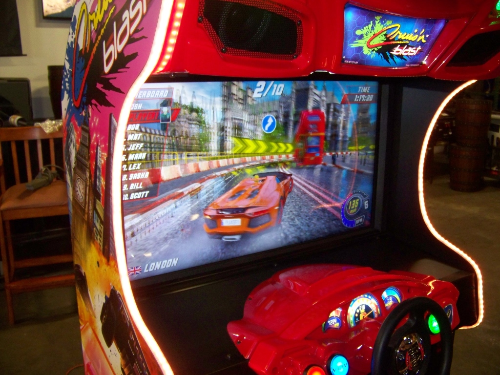 CRUISIN' BLAST NEW! RAW THRILLS ARCADE GAME. NOTE: THIS IS A SHOWROOM ...