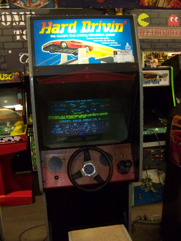 HARD DRIVIN RACING ARCADE GAME CLASSIC ATARI. . Item is in used ...
