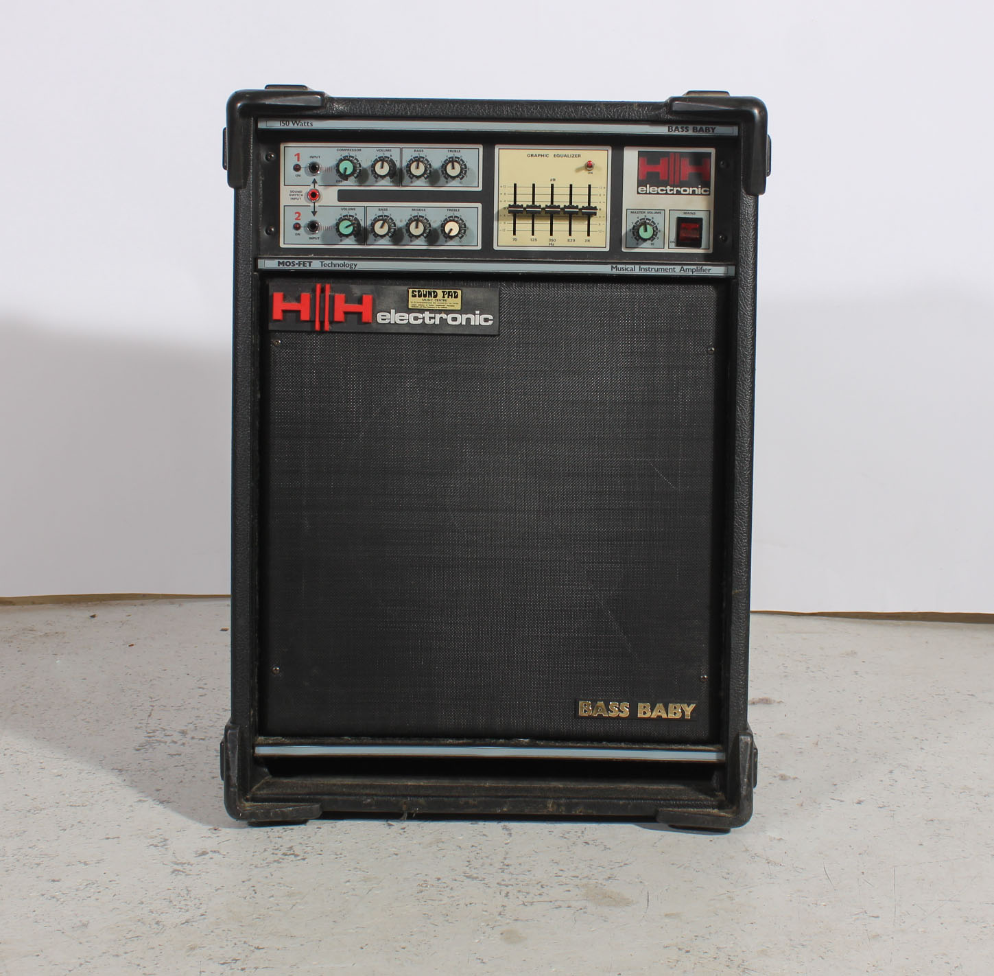 H H Electronic bass baby 150 watt amplifier, width 56cm, depth 40cm ...