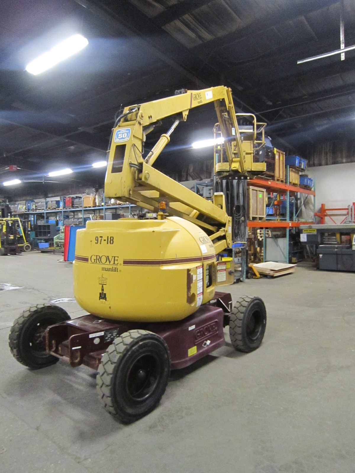 Grove Manlift model AMZ51E - 45' REACH with built in charger and LOW HOURS