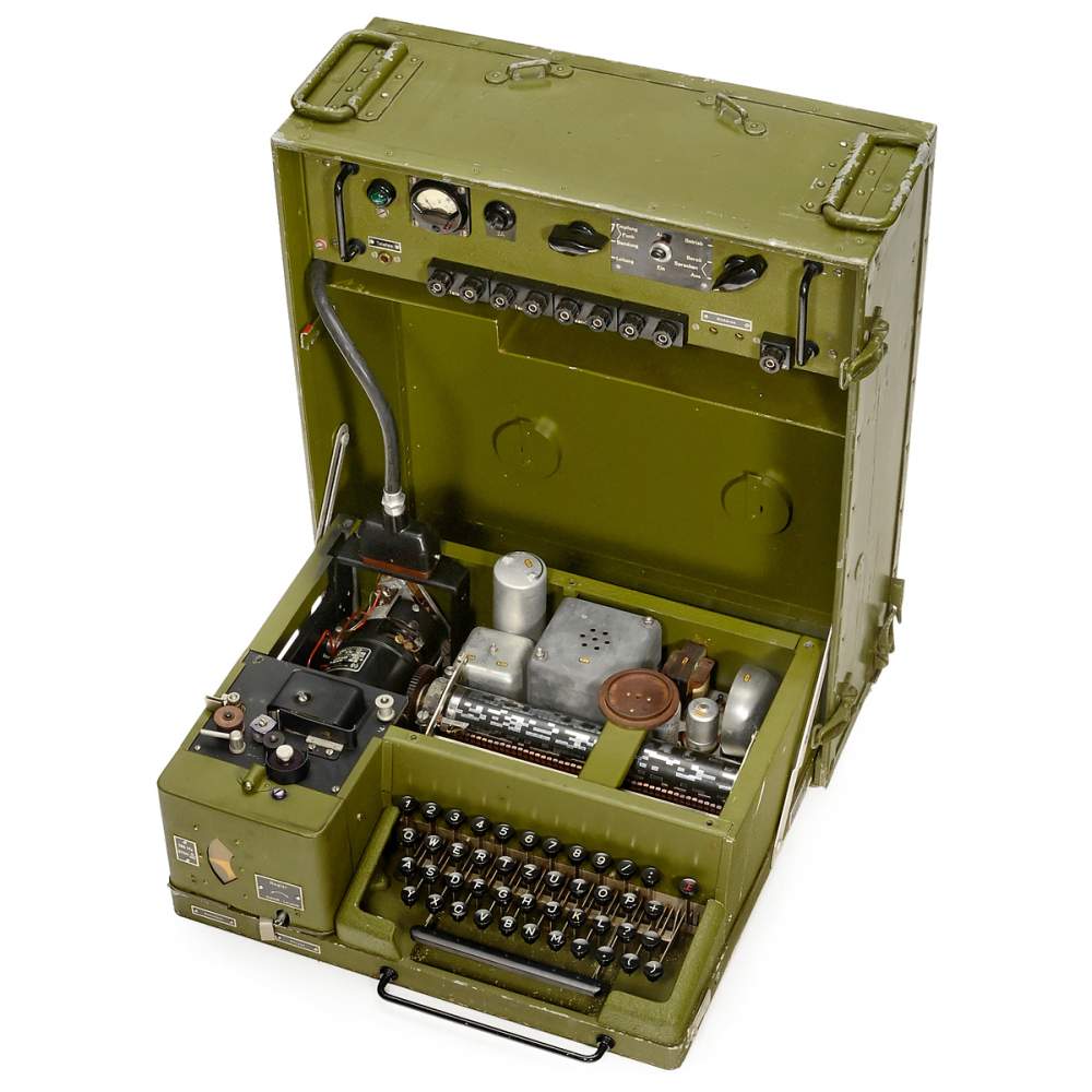 Hellschreiber FFS 002, 1954 Facsimile-based teleprinter invented by ...