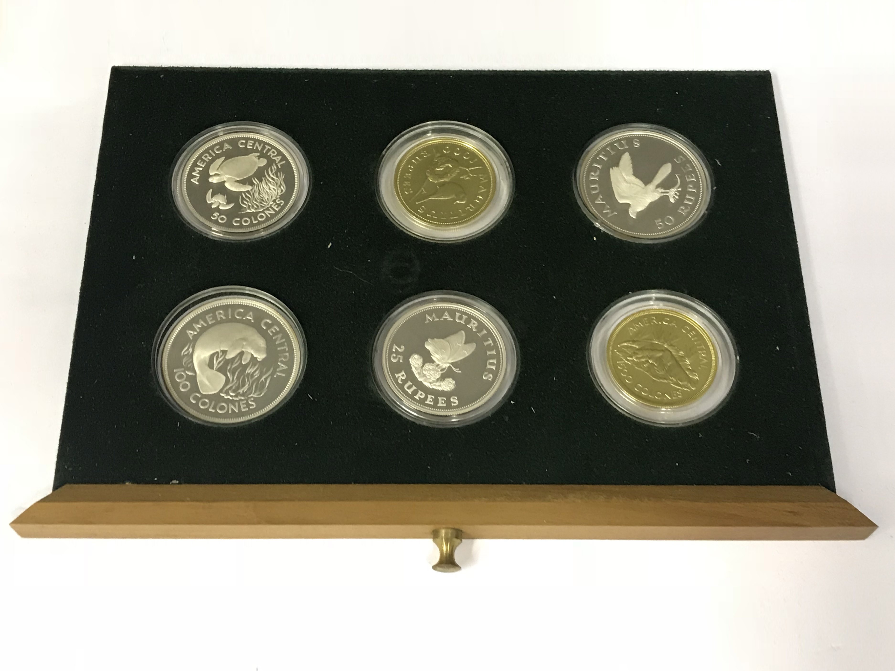 1974-75 CONSERVATION COINS COLLECTION - 6 GOLD & 12 SILVER COINS