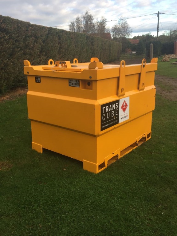 WESTERN PORTABLE TRANS CUBE DIESEL TANK 950 LITRES, BUNDED MODEL UN1202 ...