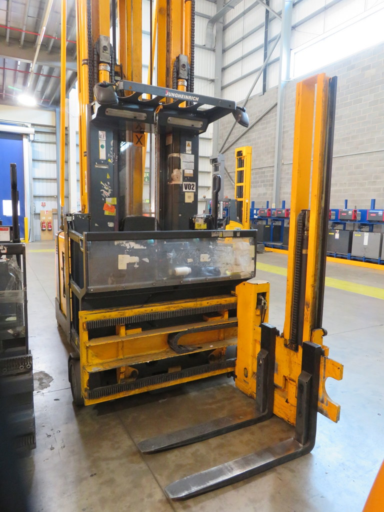 2006 JUNGHEINRICH MODEL EKX 515 1500KG ELECTRIC HIGH RACK STACKER TRUCK ...