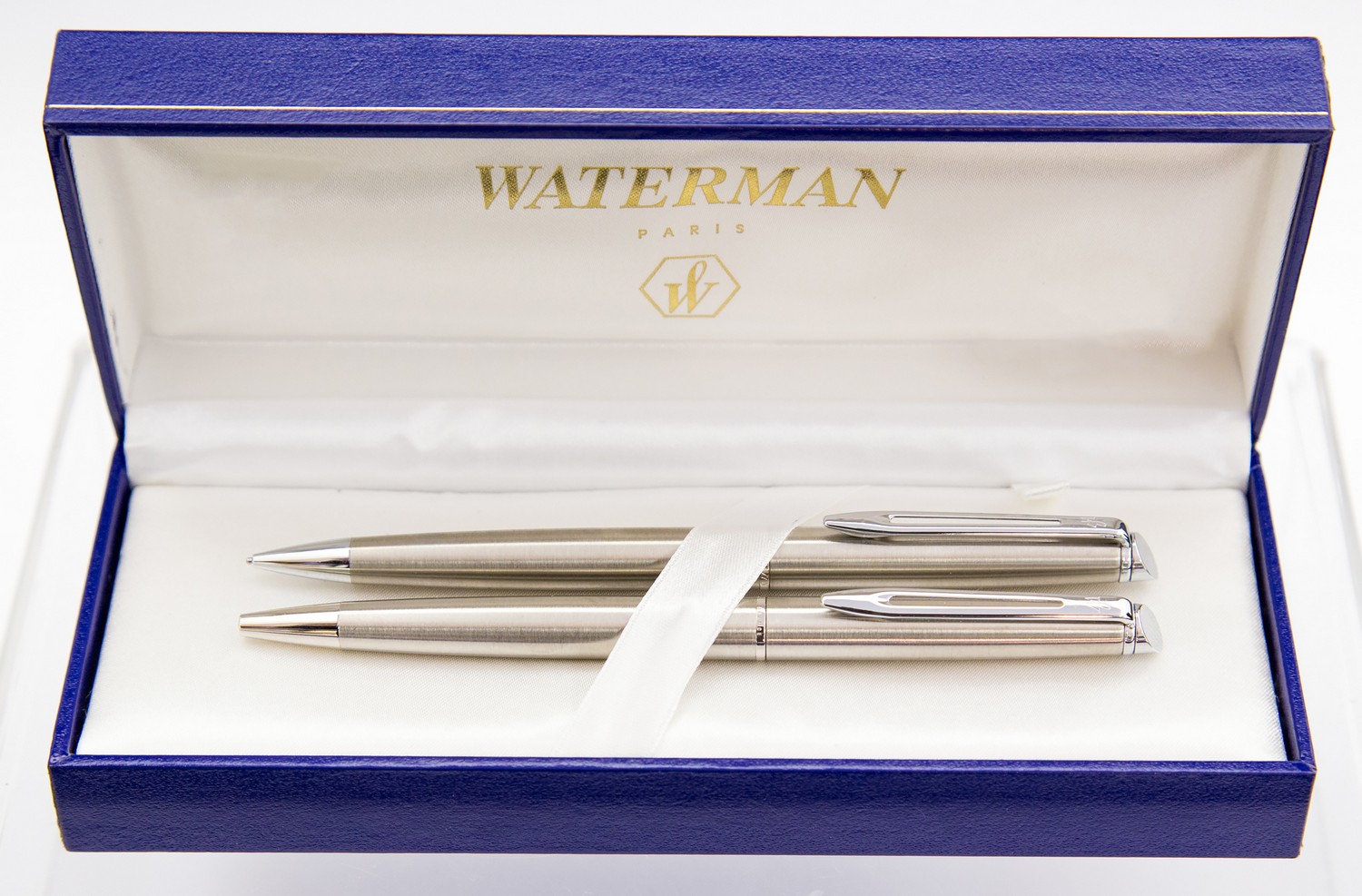 Waterman Hemisphere pen set of propelling pencil and ballpoint pen ...