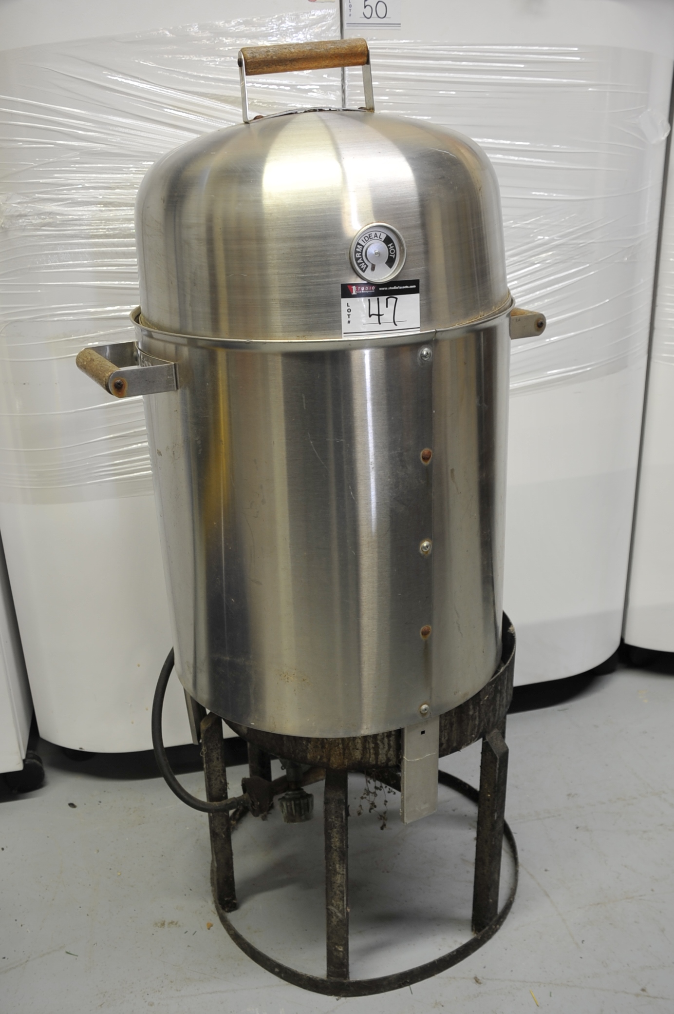 MECO CHARCOIL WATER SMOKER 5000 SERIES