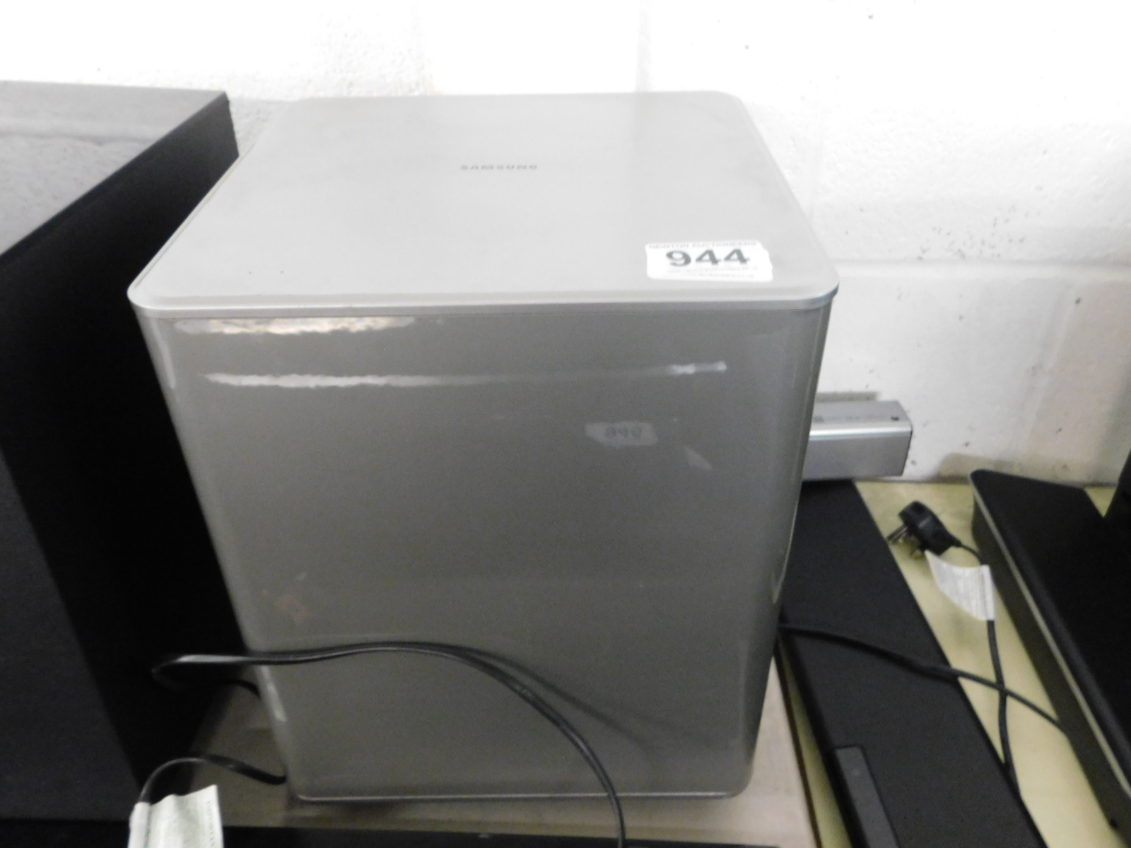 1 SAMSUNG PS-WF551 WIRELESS SOUNDBAR WITH ACTIVE SUBWOOFER £549