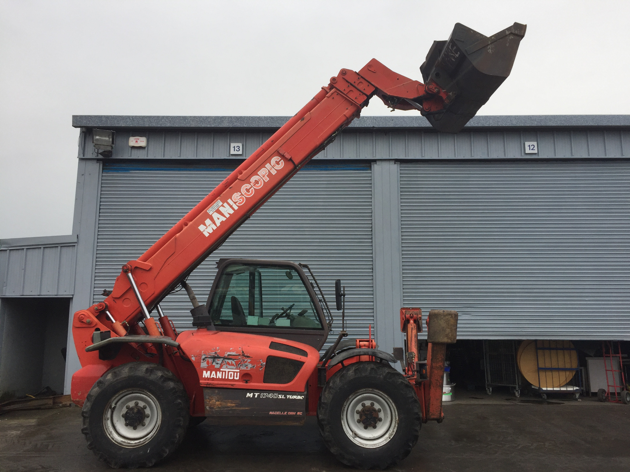 2004 Manitou MT1740 17MTR 4T Lift Teleporter c/w Bucket 4400HRS S/N ...