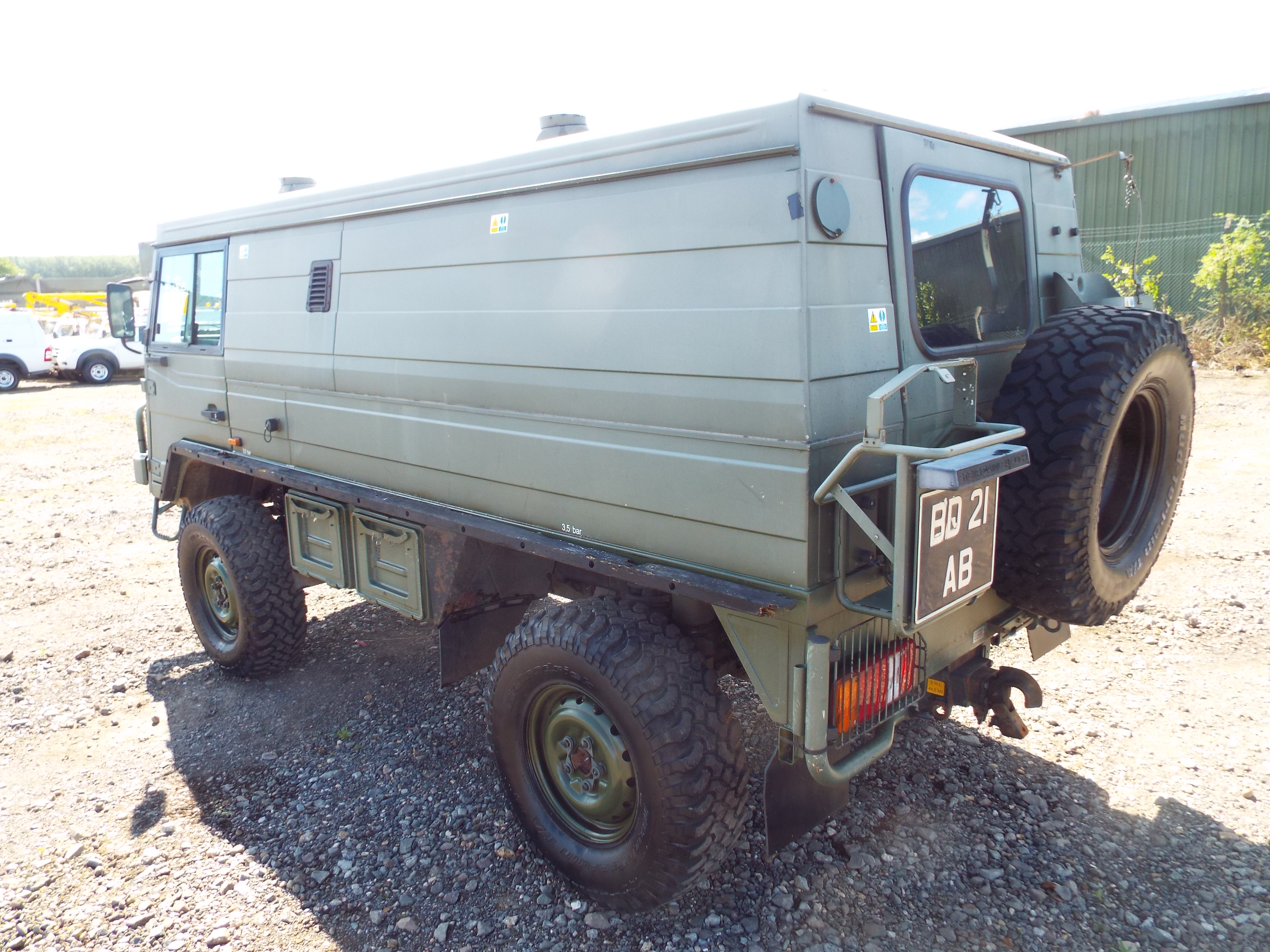 You are bidding on Direct from the UK Ministry Of Defence a Military ...