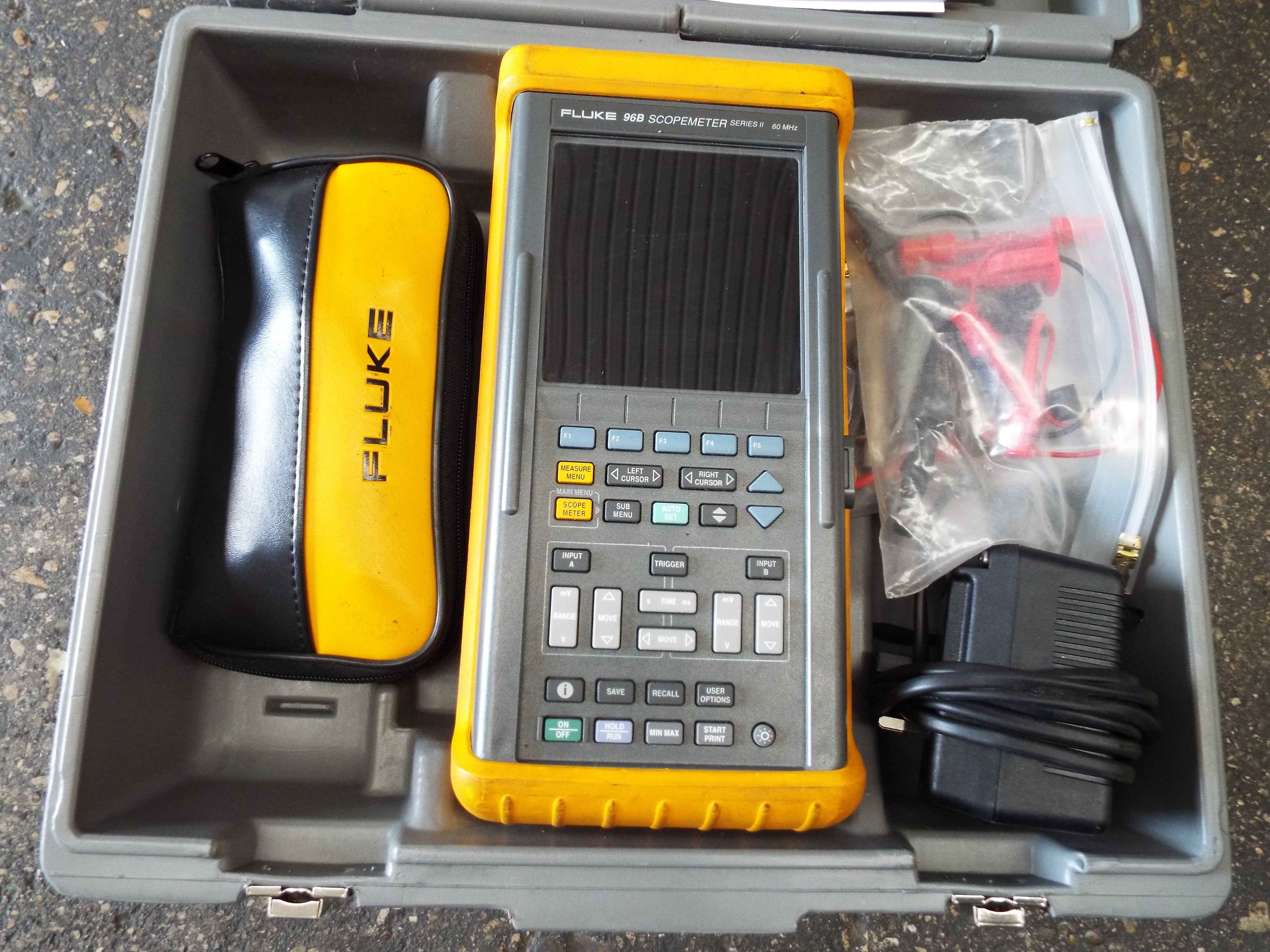 You are bidding on Direct from the UK Ministry Of Defence a Fluke 92B ...