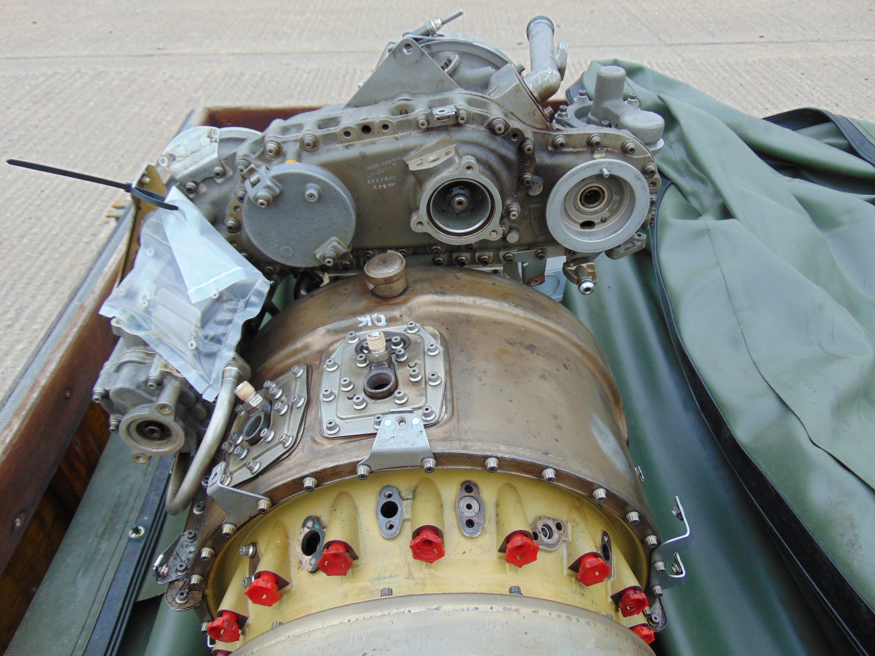 You are bidding on a Rolls Royce Gem Jet Engine complete with ...