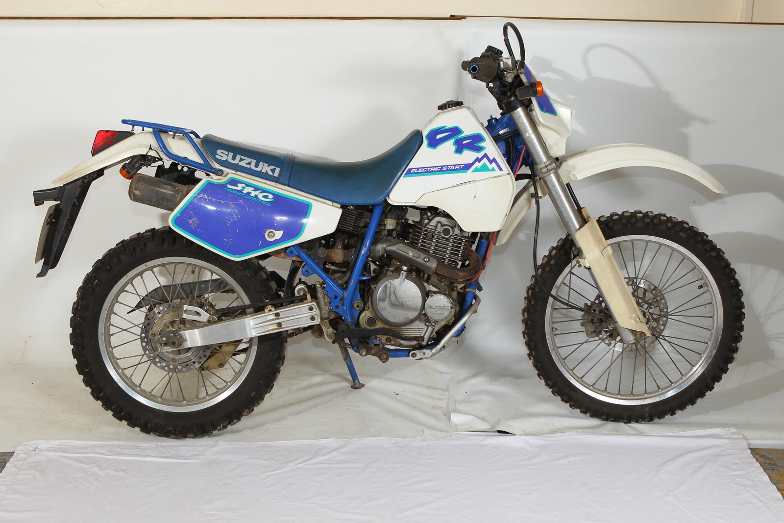 1992 Suzuki DR 250cc (Electric start) Trail BikeReg. no. J579 KFBFrame ...