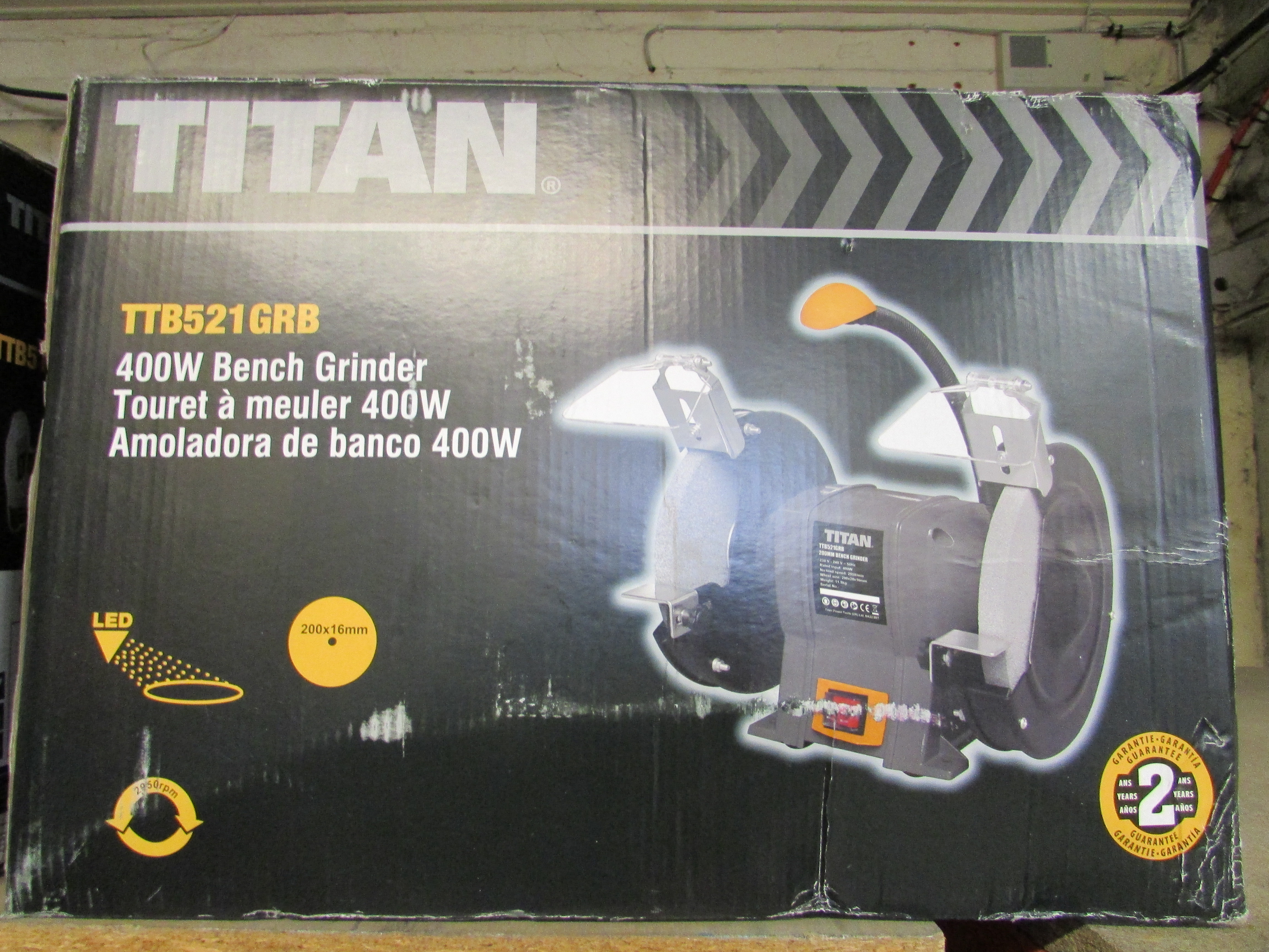 Titan 400W 200Mm Ttb521Grb Bench Grinder