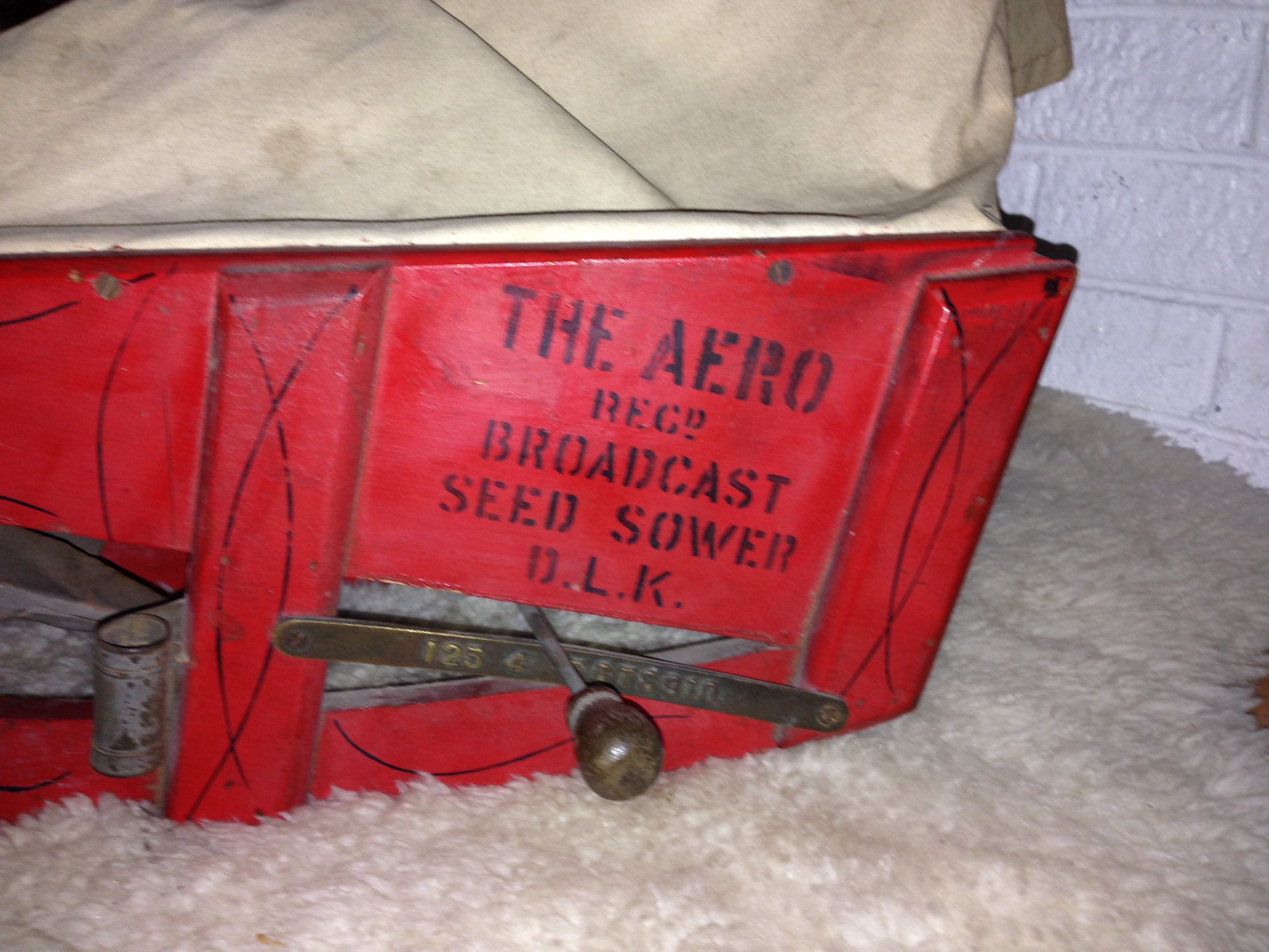 AERO BROADCAST VINTAGE SEED FIDDLE DRILL IN WORKING ORDER (1019) NO VAT ...