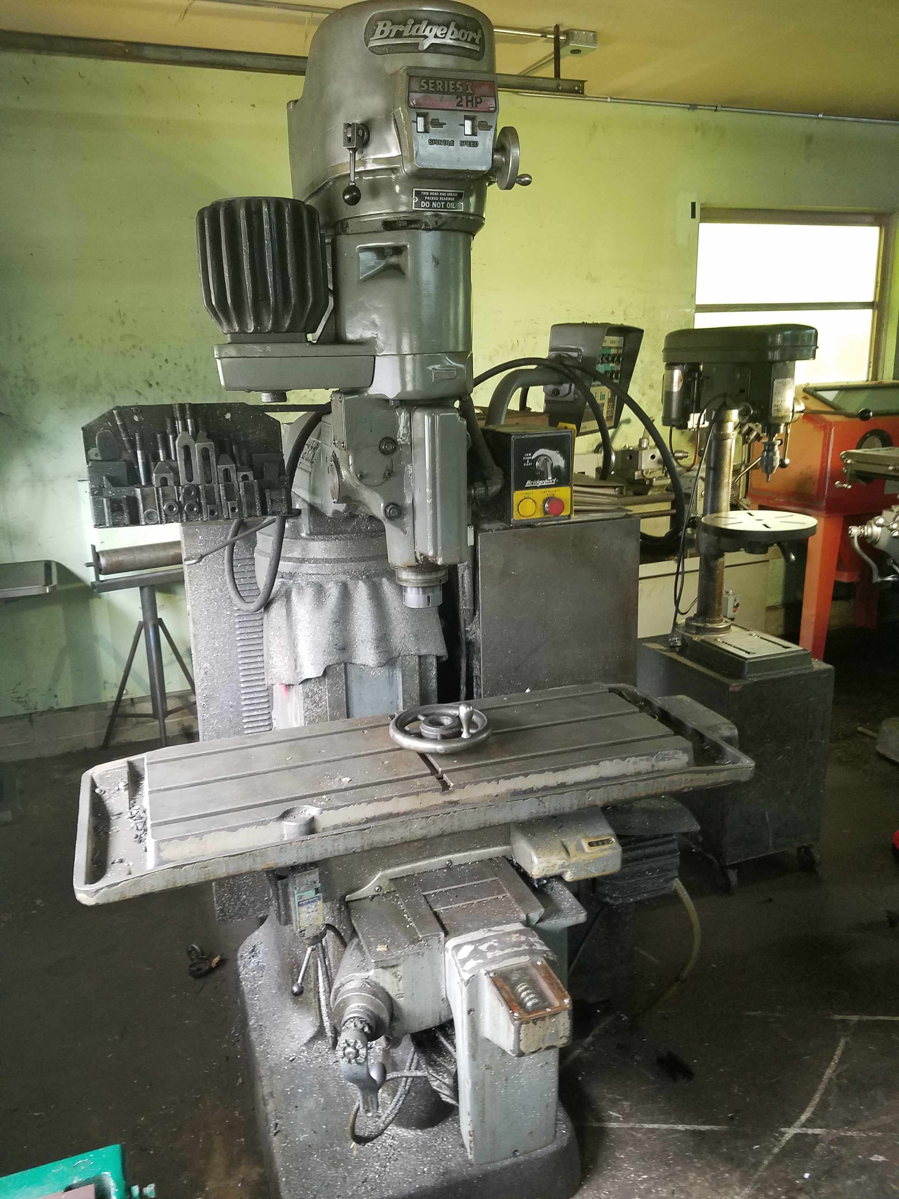 Bridgeport Series I CNC Vertical Mill, s/n CNC1645, Boss 5 Control ...