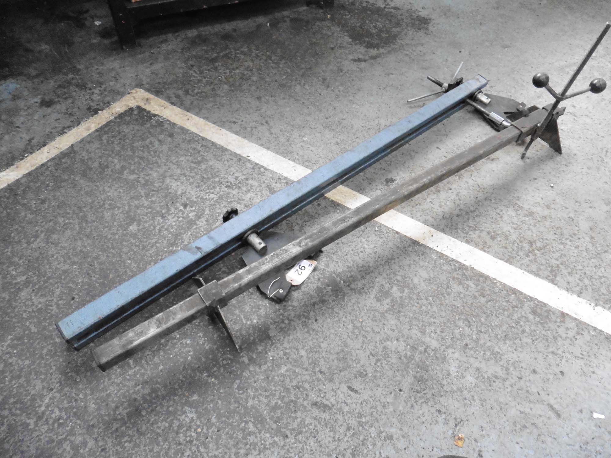 Two engine lifting frames