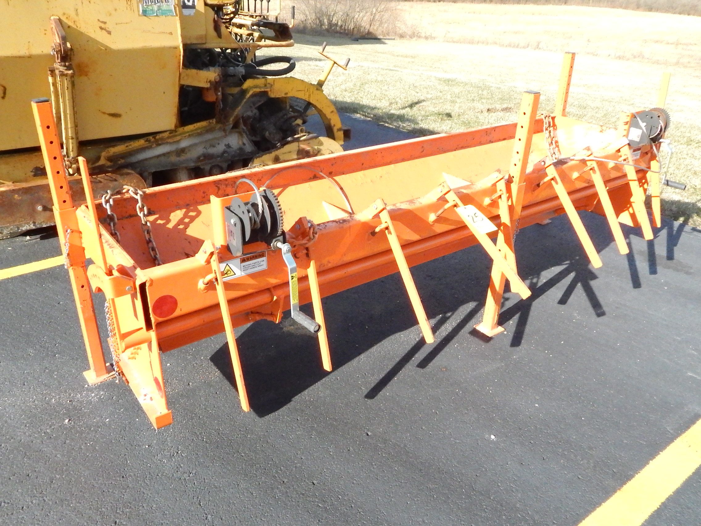 Concord CRE108CS Gravity Feed Under Tailgate Aggregate Chip Spreader ...