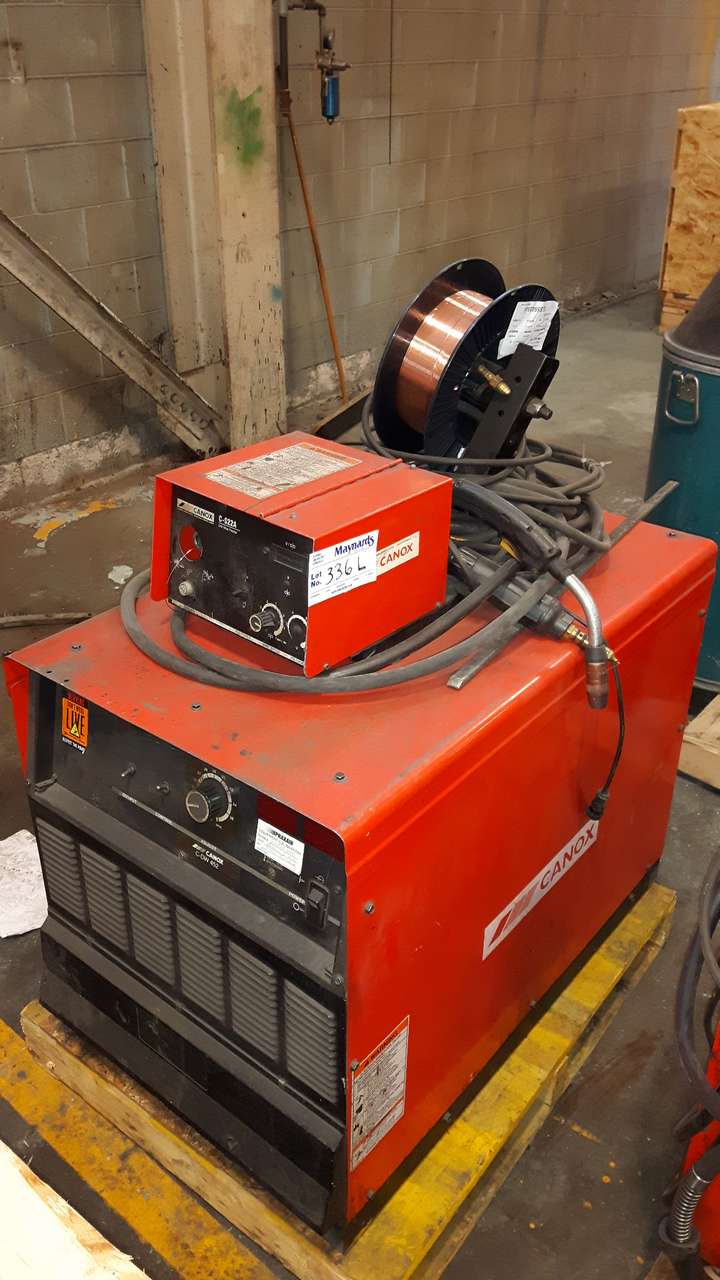 Canox C-DW-452 Welder w/ Wire Feeder