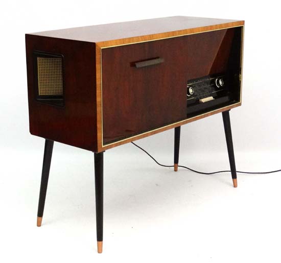 Vintage Retro : a Philips Radiogram Model G92A with AM/FM radio and ...
