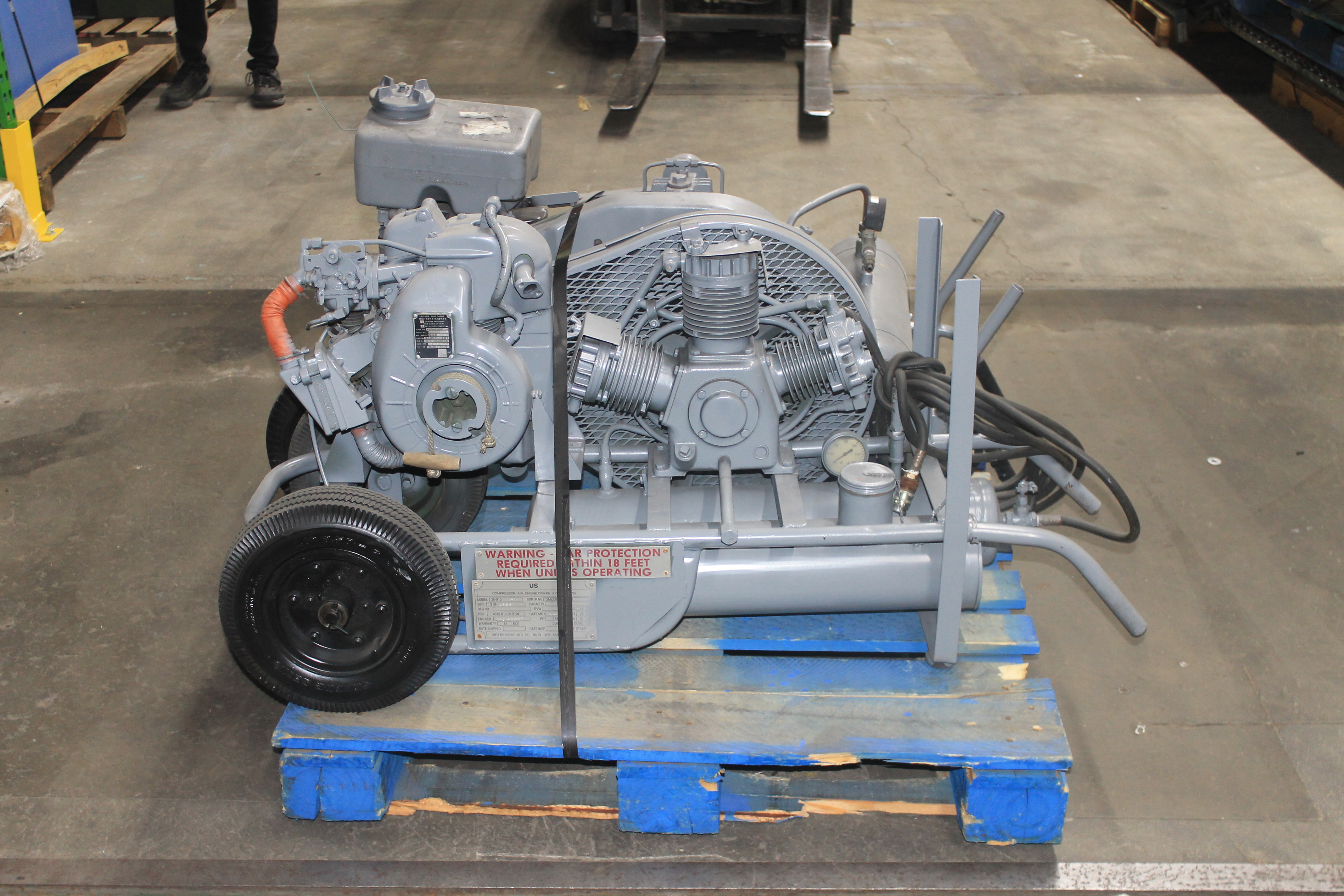 WISCONSIN ROBIN COMPRESSOR, AIR, ENGINE DRIVEN MODEL : 20-910