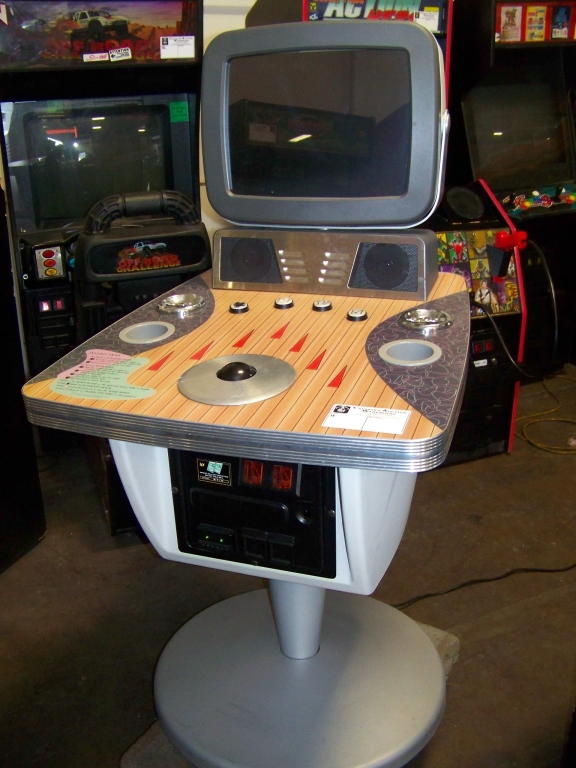 NAMCO ROCKIN BOWL O RAMA ARCADE GAME