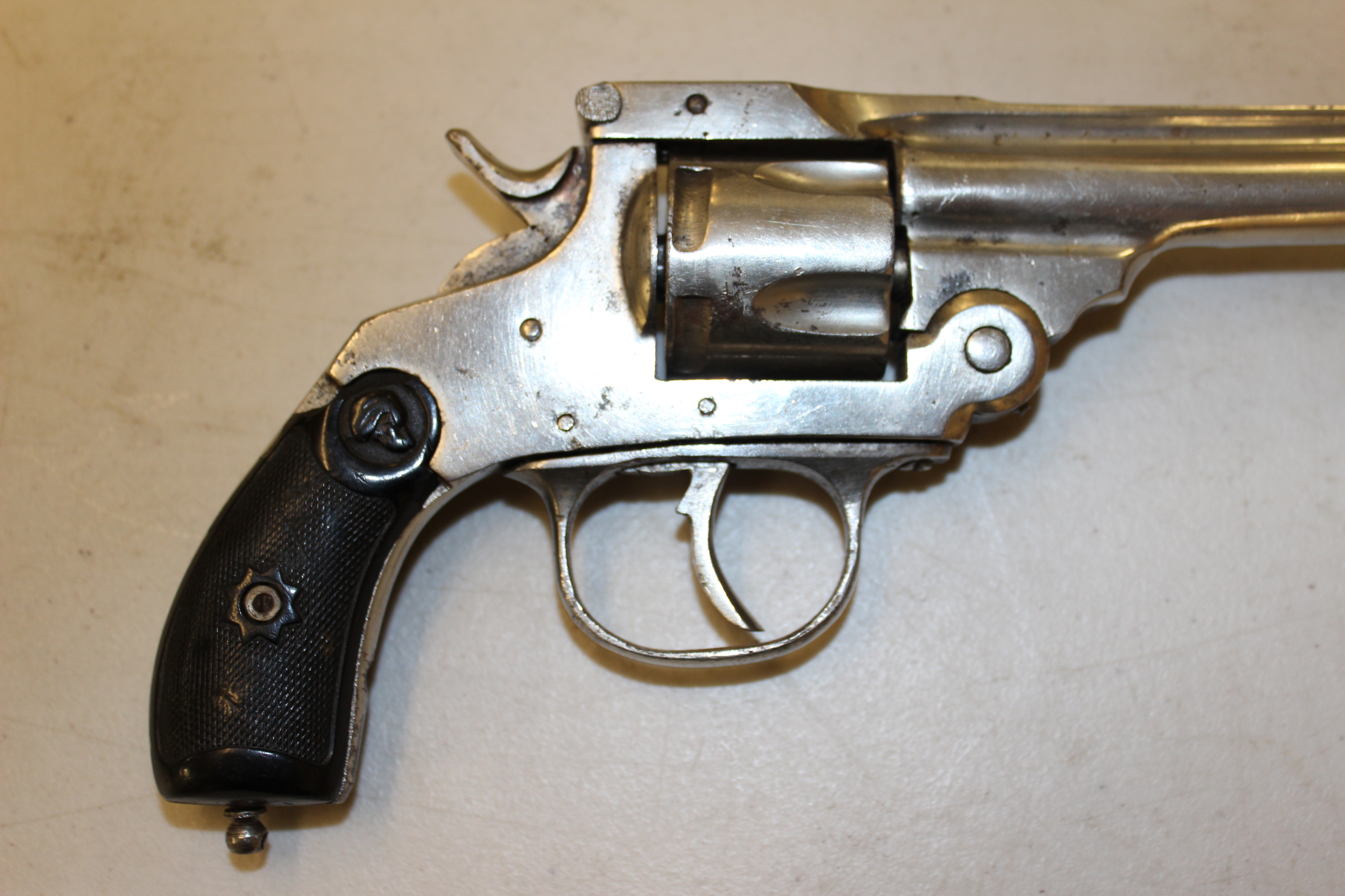 .38 (rf) Smith & Wesson 5 shot revolver, 4,1/2 ins barrel, nickel ...