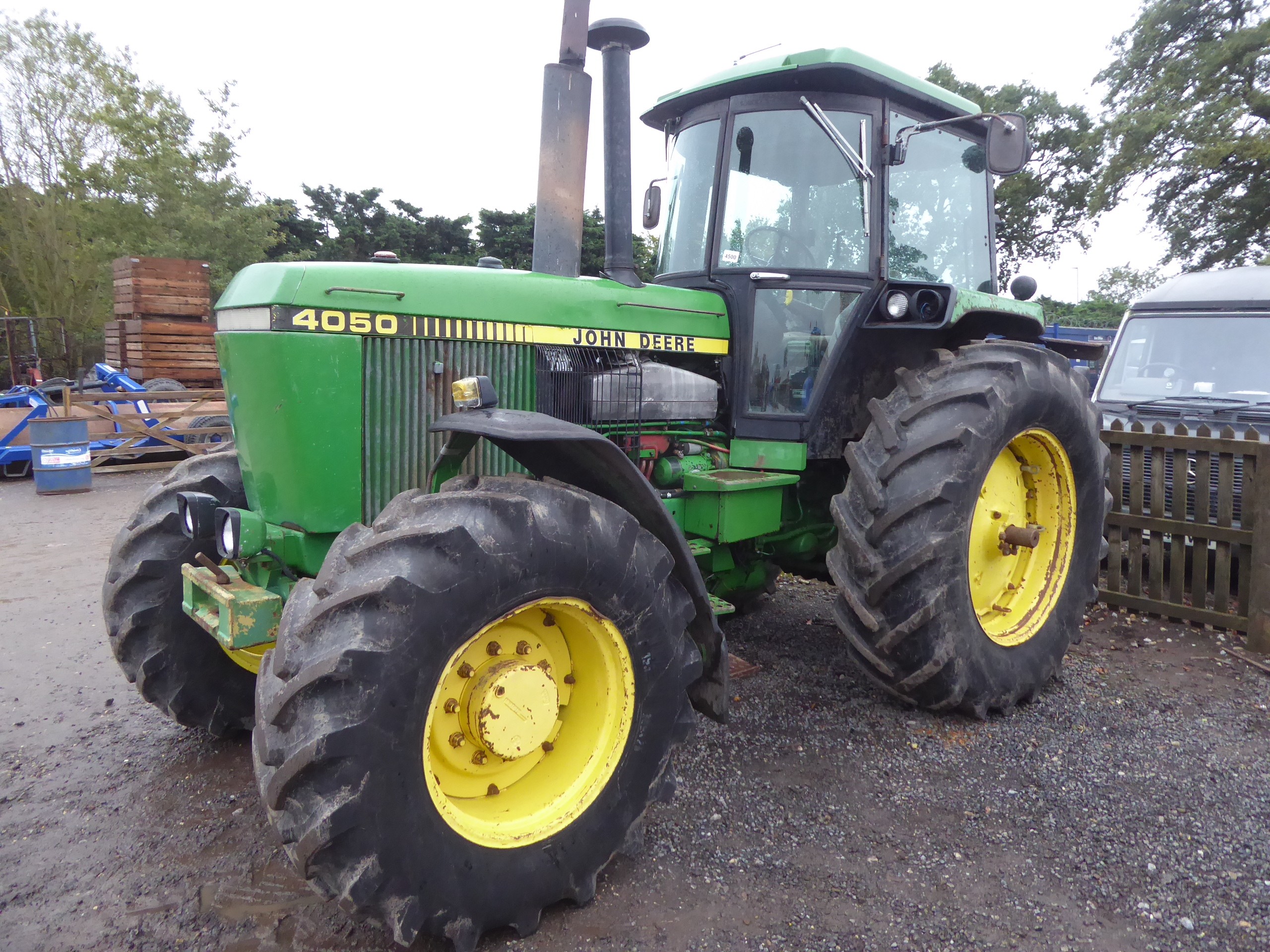 John Deere 4050 4wd Powershift tractor, F49 YWT