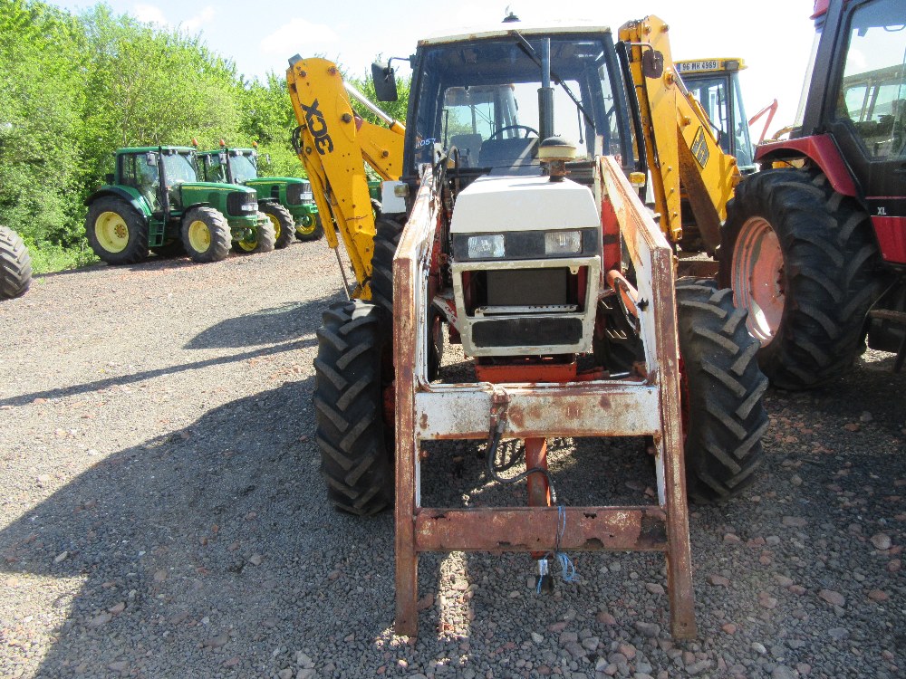 David Brown Case 1290 4x4 Tractor with Loader. 3180 Hrs. Reg No. A996 BNU