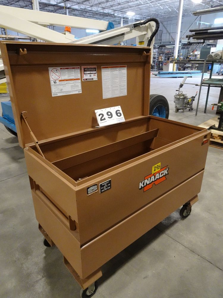 KNAACK 2048 JOBSITE TOOL STORAGE BOX