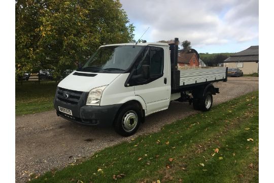 KB - 2010/59 REG FORD TRANSIT 100 T350M RWD WHITE DIESEL TIPPER ...