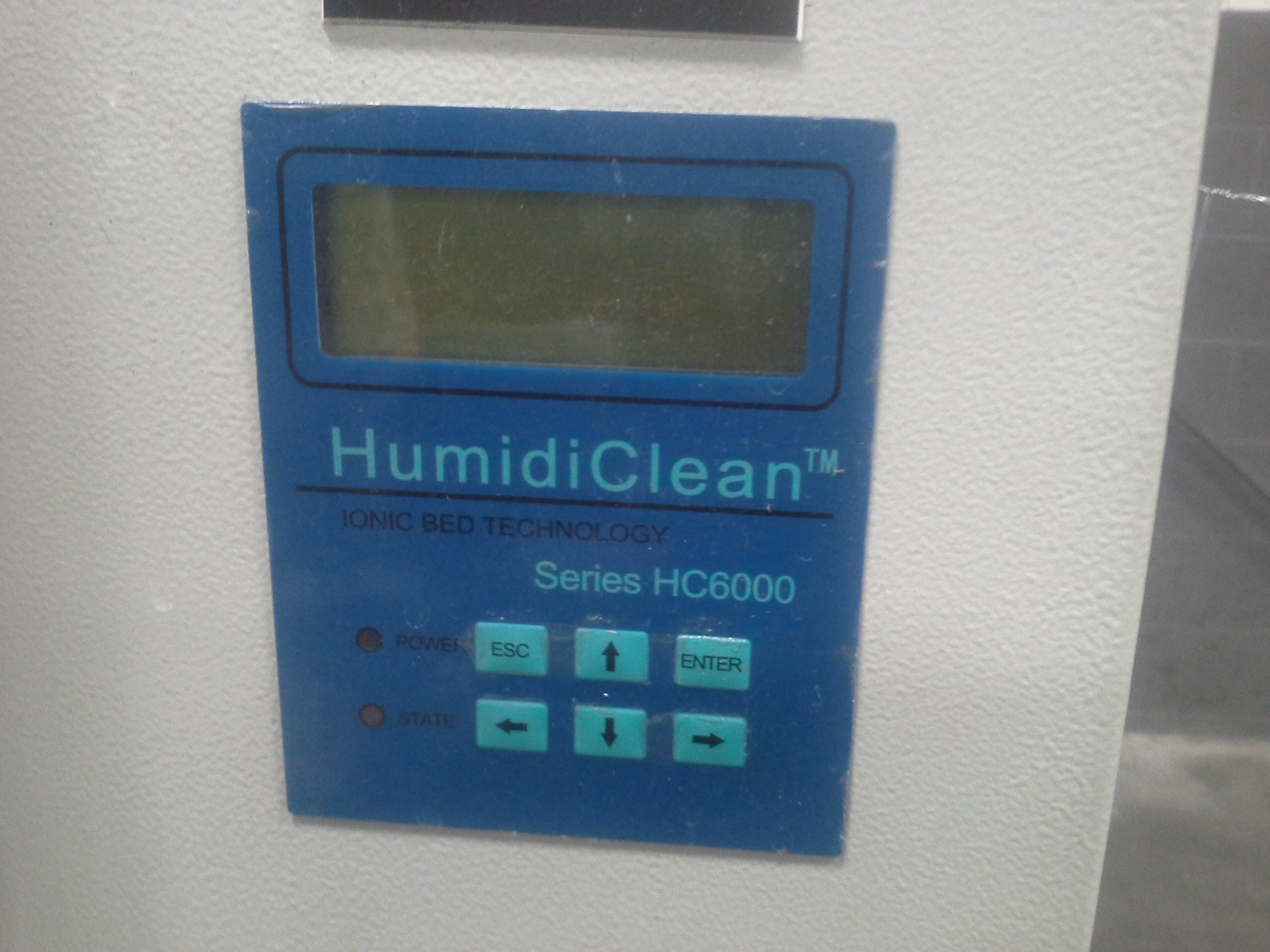 Armstrong Electronic Steam Humidifier HC6500 48D