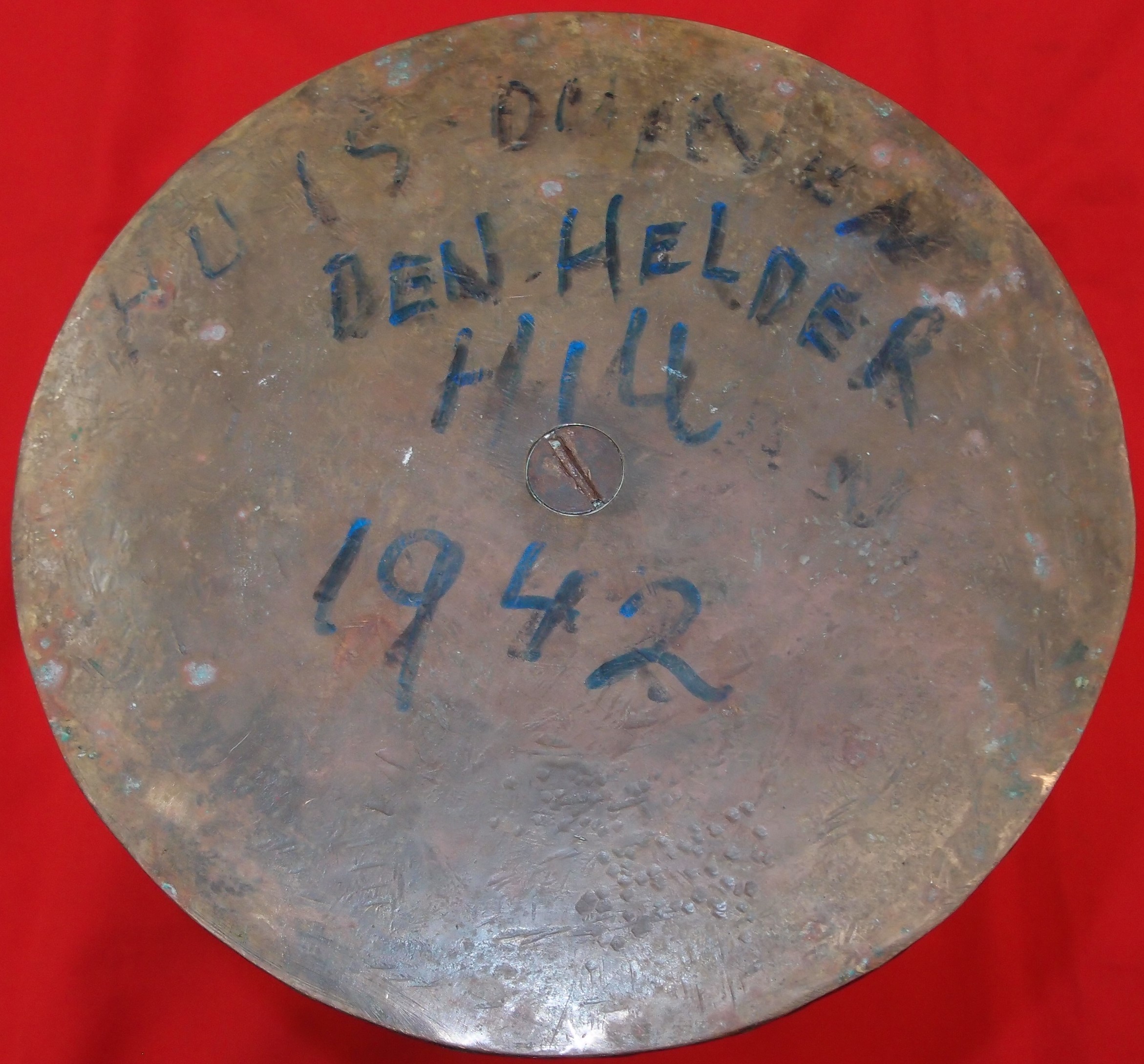 WW2 era 80mm mortar shell. Black & silver finished, with head and fin ...