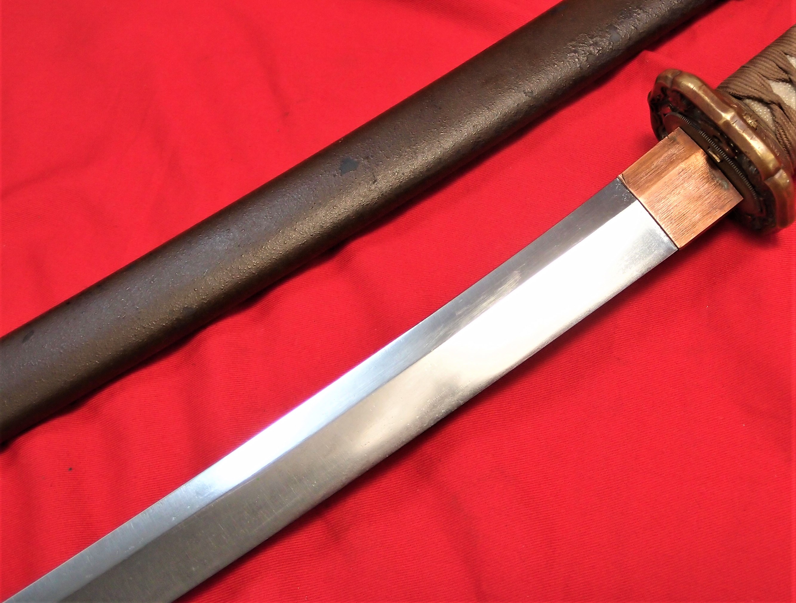 WW2 Japanese Army Officer’s Shin-Gunto sword & scabbard. Fabric wound ...