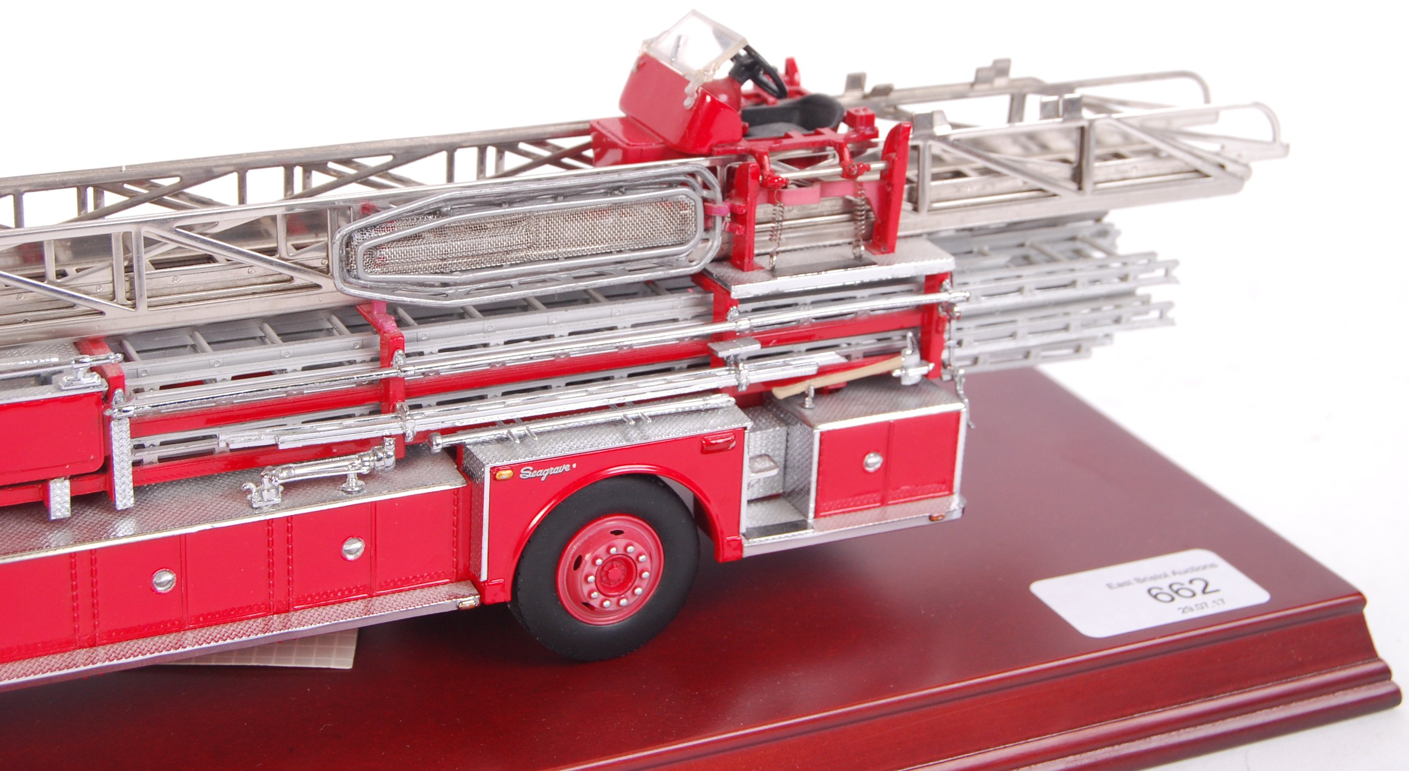 A large and impressive Franklin Mint precision detail diecast model ...